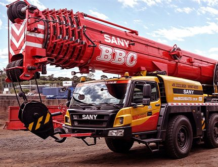 Peso pesado: conheça nosso guindaste com capacidade para 250 T - BBC ...